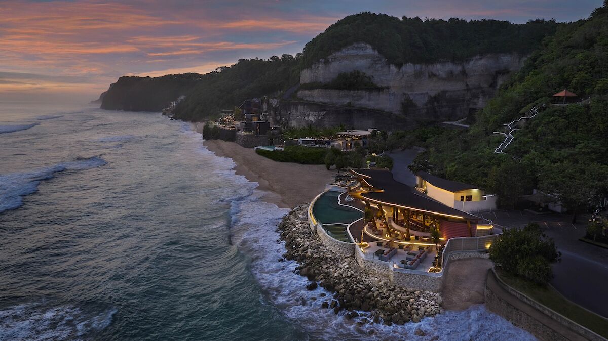 Bali’s Newest Coastal Escape – Uma Beach House – The Smart Travelers ...
